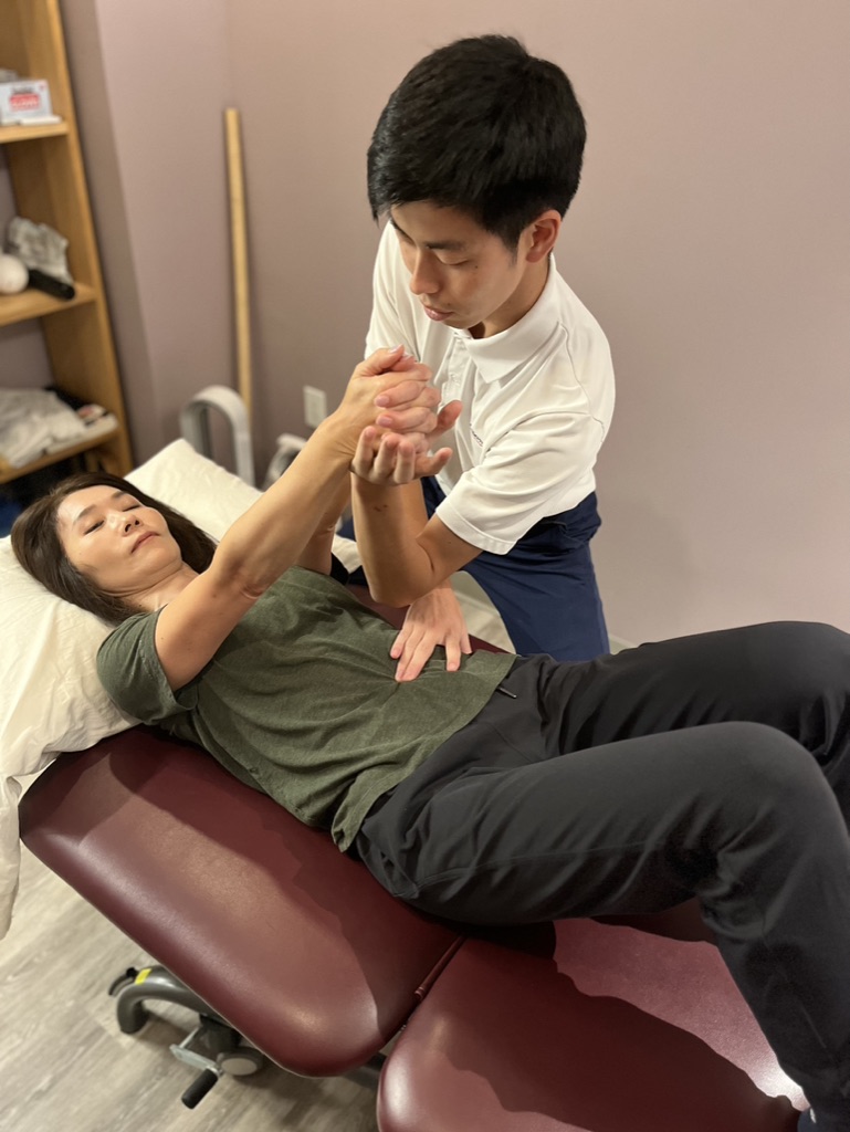 Functional Manual Therapy (FMT) at FuncPhysio - FuncPhysio Physical Therapy